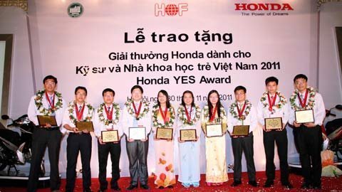 Khởi động Giải thưởng Honda YES 2012