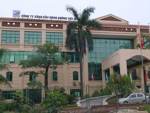 Vinapco bị cáo buộc buôn lậu xăng dầu siêu lợi nhuận