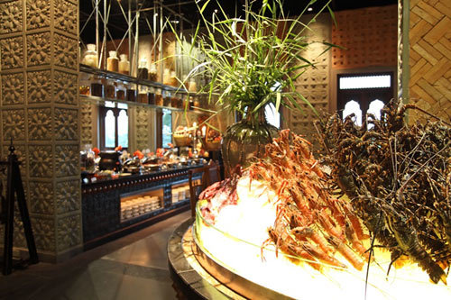 Tiệc sang chảnh tại nhà hàng triệu đô Cham Charm