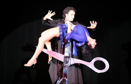 Huyền thoại ảo thuật Erix Logan biểu diễn tại Việt Nam