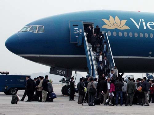 Điều máy bay đưa hơn 700 lao động tại Libya về nước